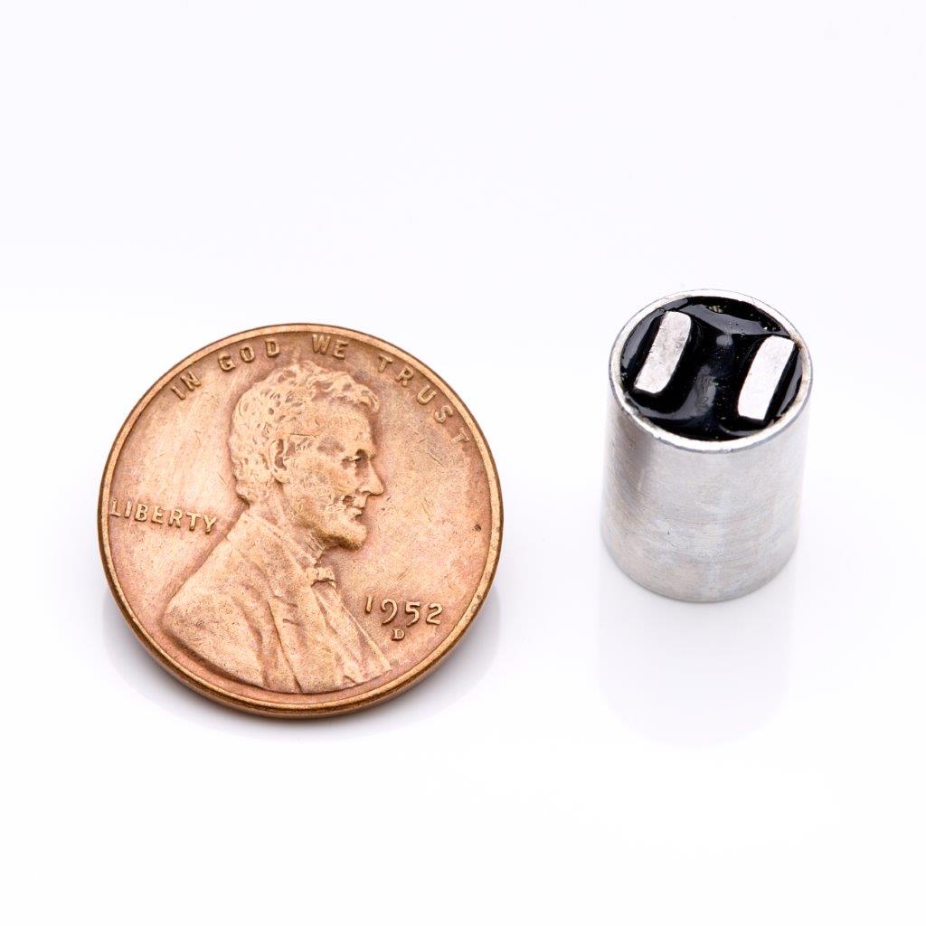 Ceramic Round Magnet Assembly 0.375" Diameter x 0.5" H - Grade C8 ...